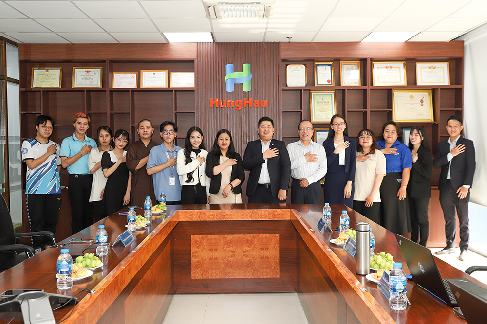 Chương trình họp mặt Quỹ Trái tim Hùng Hậu - HungHau Heart